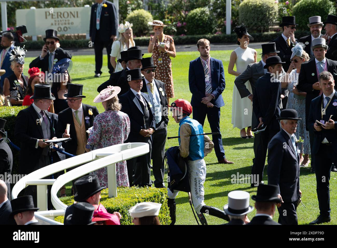 Ascot, Großbritannien. Juni 2024. Horse Haatem, geritten von Jockey ...