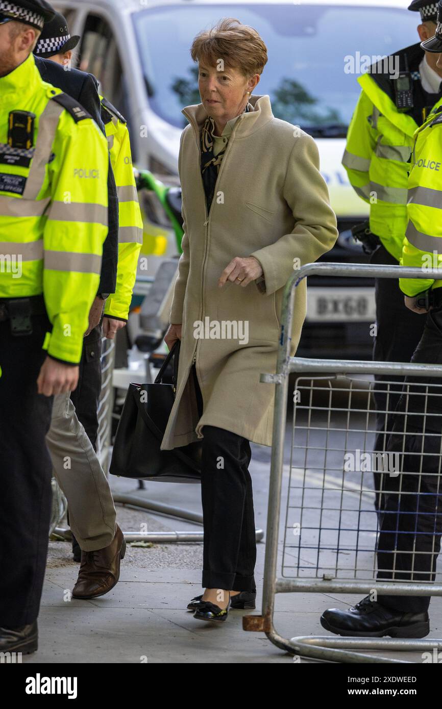 Paula Vennells, ehemaliger Chief Executive Officer von Post Office Ltd ...