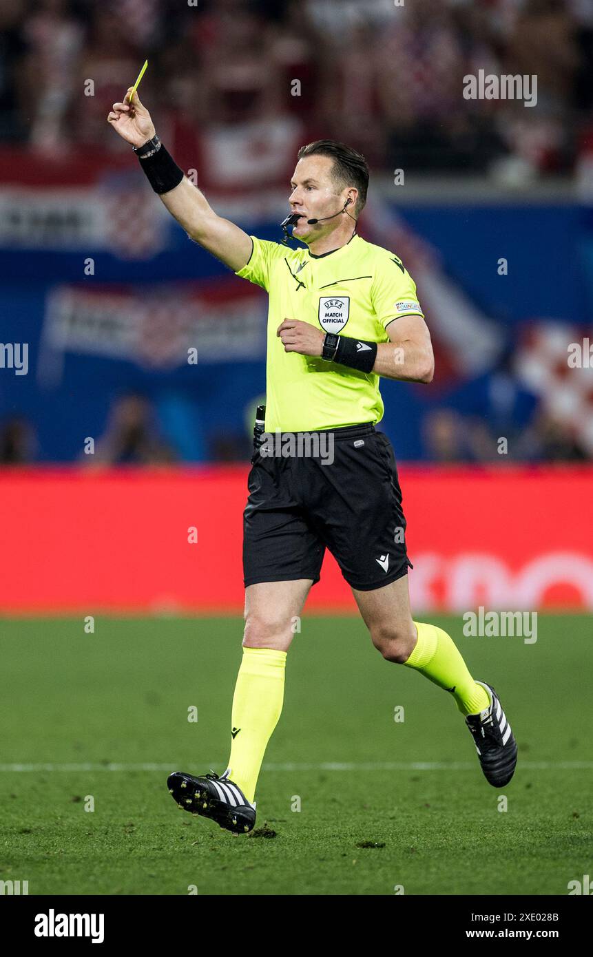 Leipzig, Deutschland. Juni 2024. Schiedsrichter Danny Makkelie war beim ... Leipzig, Deutschland. Juni 2024. Schiedsrichter Danny Makkelie war beim ...