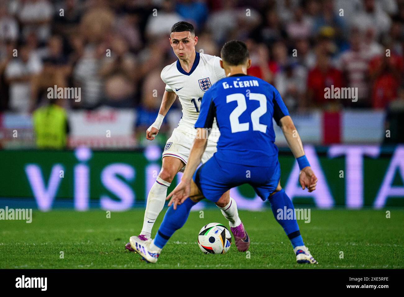 KÖLN, DEUTSCHLAND - 25. JUNI 2024: Phil Foden, das Fußballspiel der ...