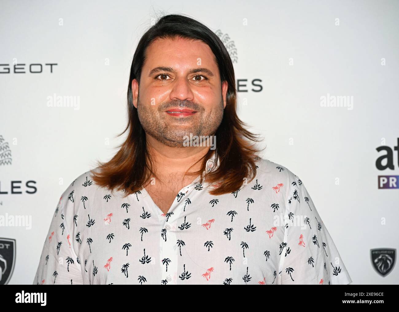 LONDON, ENGLAND. JUNI 2024: Nemat Sadat nimmt an den Attitude Pride ...