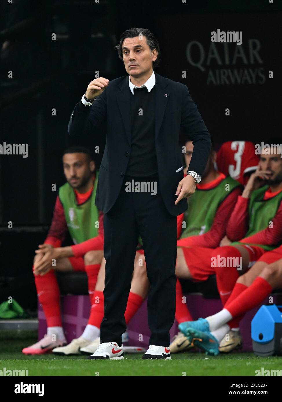 Dortmund - Trainer Vincenzo Montella beim Gruppenspiel der UEFA EURO ...