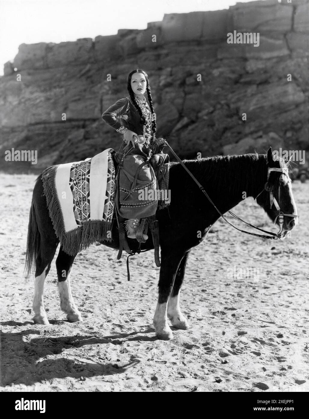 LUPE VELEZ in LAUGHING BOY 1934 Regisseur W.S. VAN DYKE Roman Oliver La ...