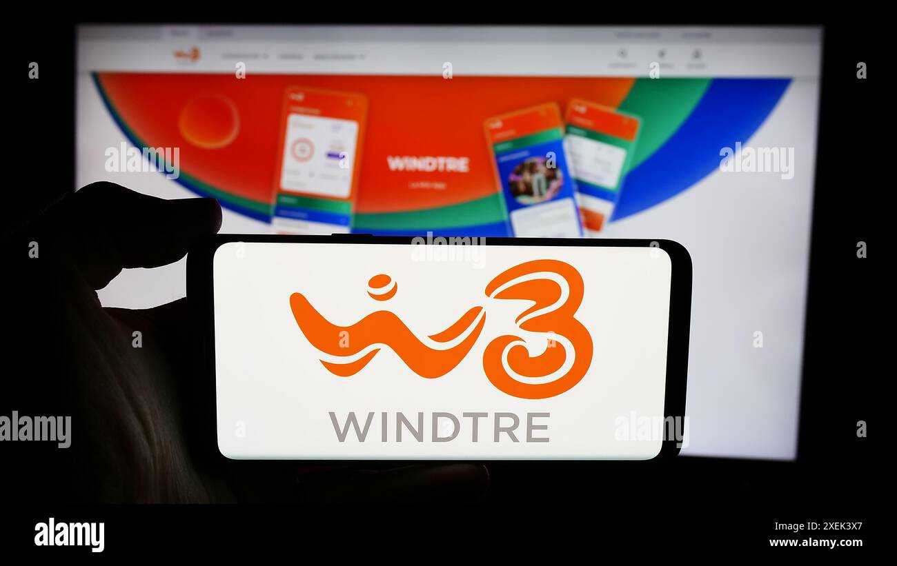 Windtre logo -Fotos und -Bildmaterial in hoher Auflösung – Alamy