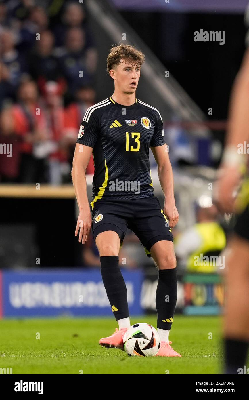 Köln, Deutschland. Juni 2024. Schottlands Jack Hendry beim Fußball ...