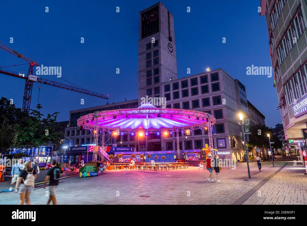 Public Viewing in Stuttgart. Motto der Landeshauptstadt Stuttgart zur ...