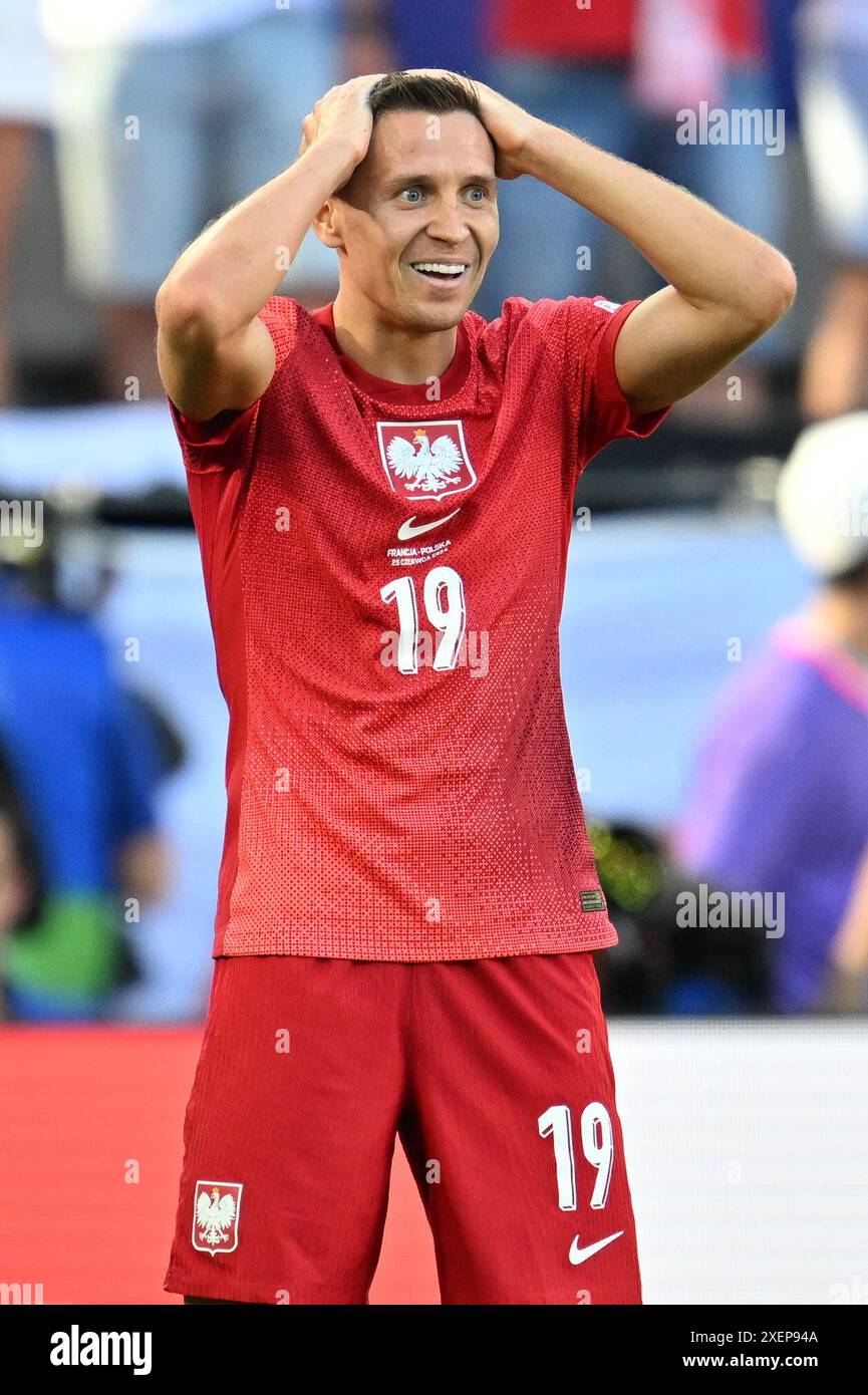 Der polnische Przemyslaw Frankowski (19) reagiert am dritten Spieltag ...