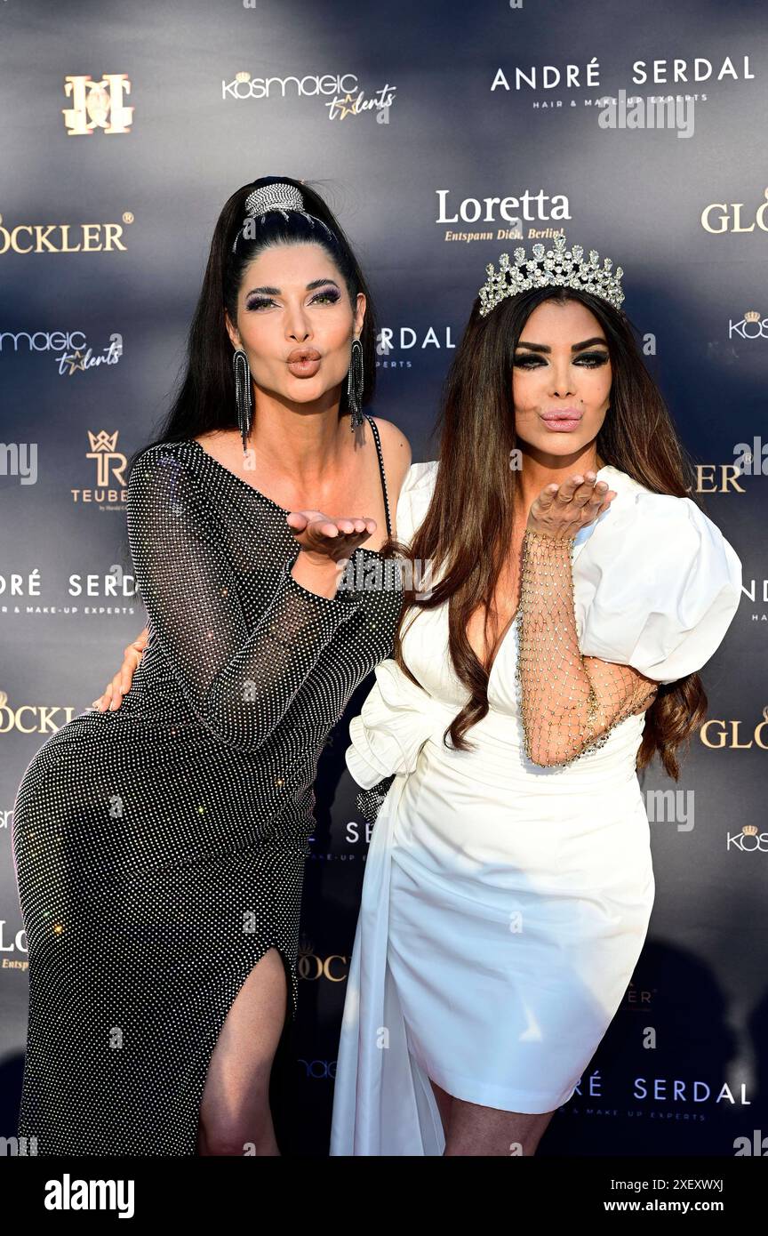 Micaela Schäfer und Kader Loth bei der Harald Glööckler Fashion Night ...
