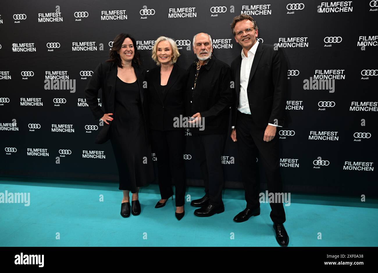 München, Deutschland. 30. Juni 2024. Die künstlerische Co-Direktorin ...