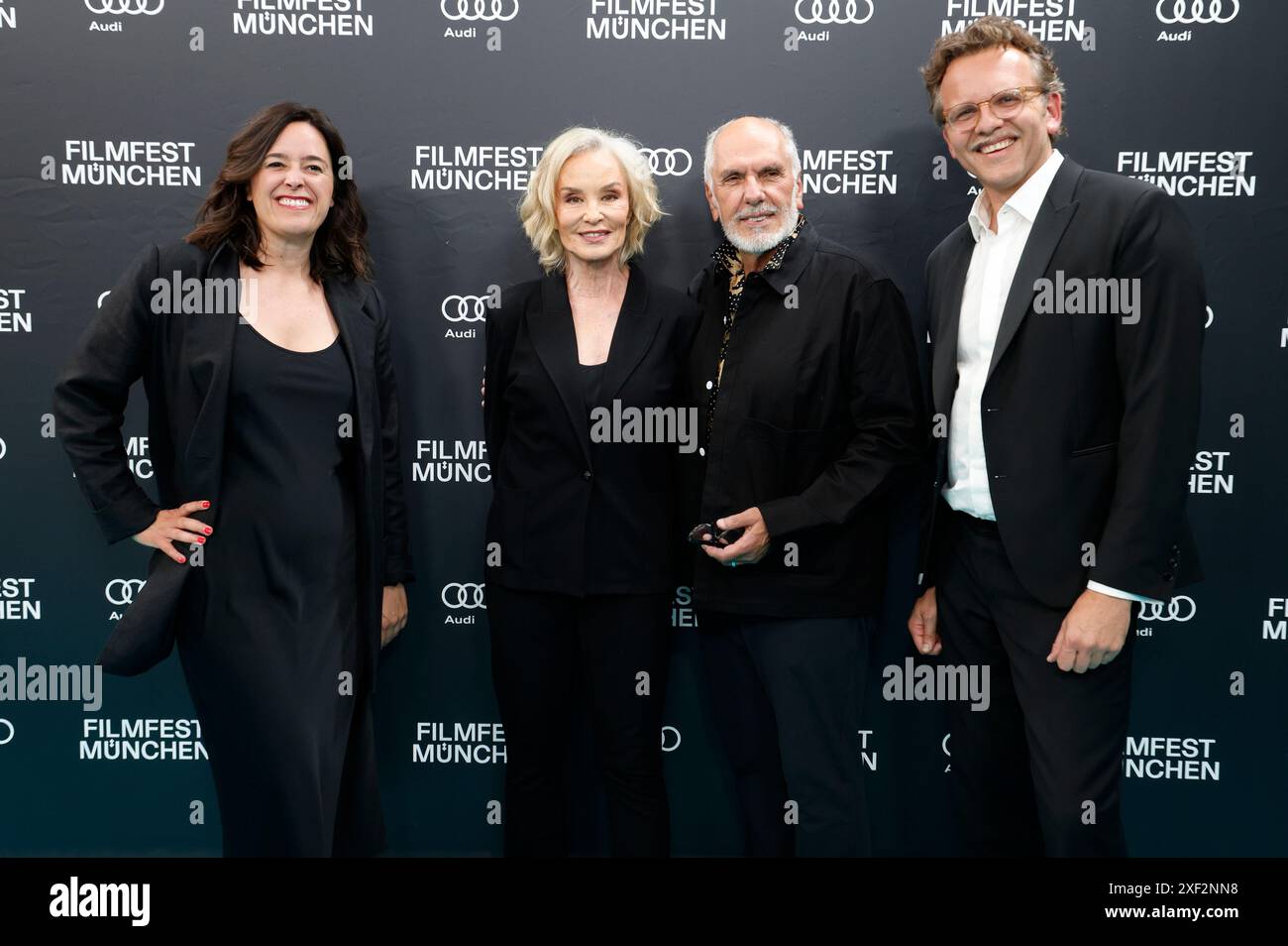 Julia Weigl, Michael Cristofer, Jessica lange und Christoph Gröner bei ...