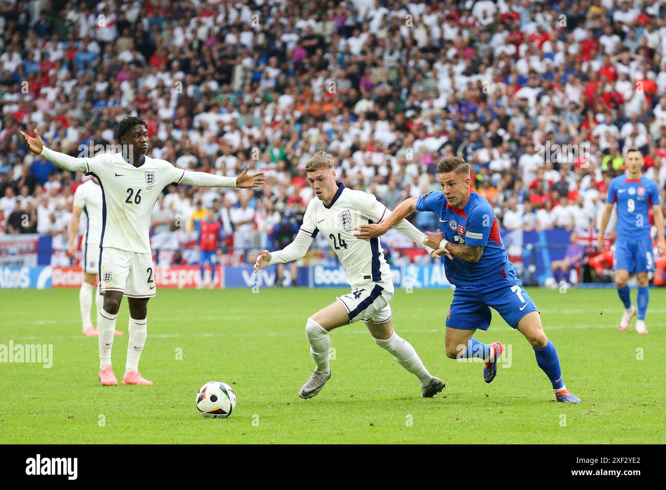 Gelsenkirchen, Deutschland. 30. Juni 2024. England-Stürmer Cole Palmer ...