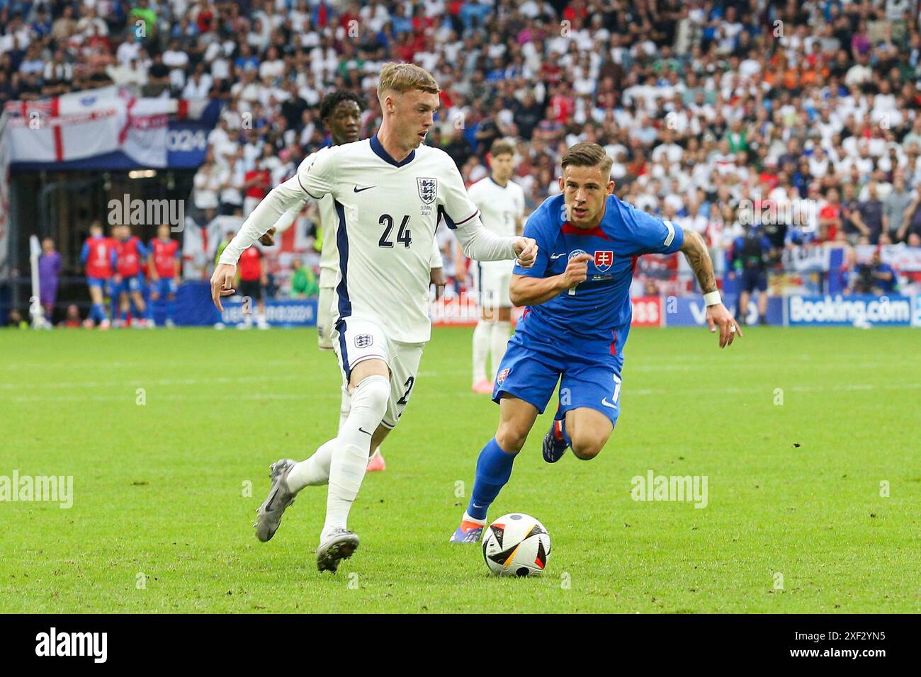 Gelsenkirchen, Deutschland. 30. Juni 2024. England-Stürmer Cole Palmer ...