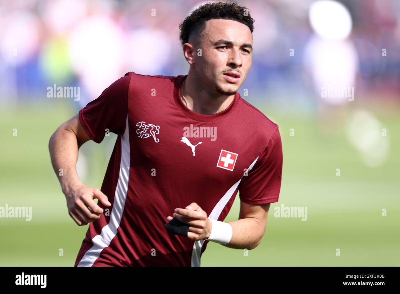 Ruben Vargas aus der Schweiz während des Aufwärmens vor dem ...