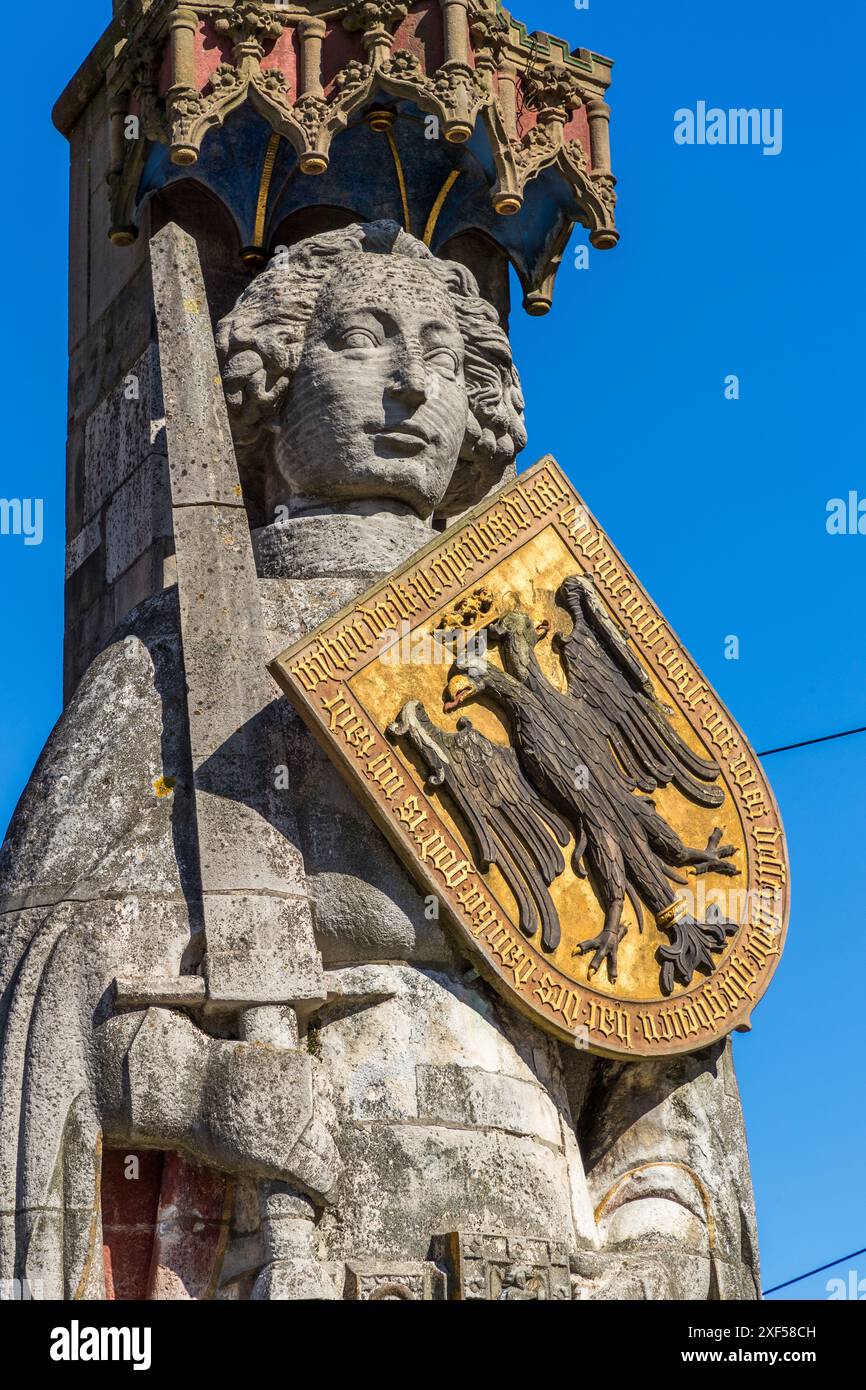 Der Bremen Roland. Die 1404 auf dem Marktplatz vor dem Rathaus ...