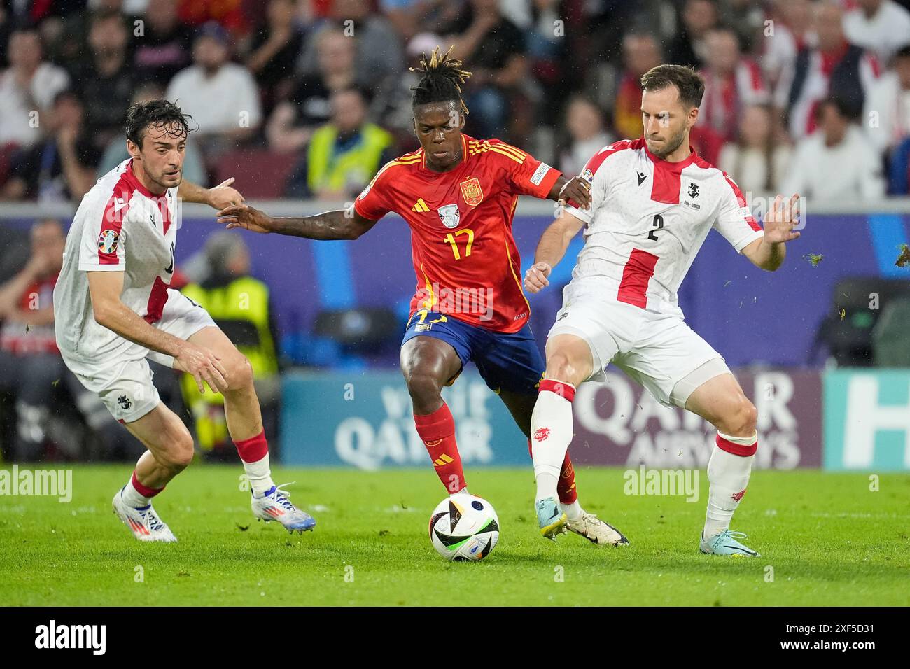 Georgiens Otar Kakabadze (rechts) und Giorgi Gvelesiani kämpfen bei der ...