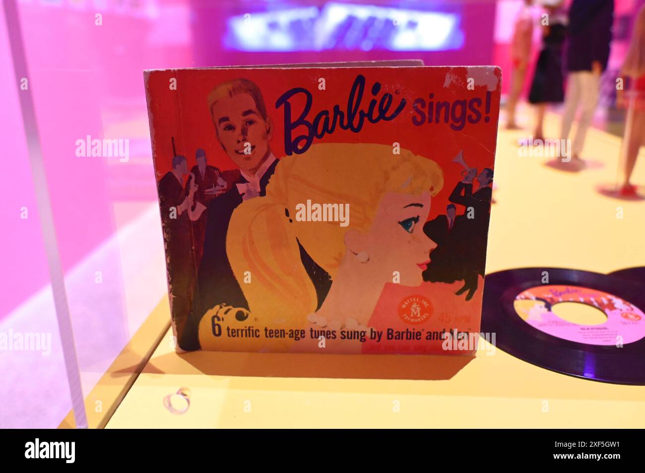 Das Design Museum in London zeigt seine Ausstellung über die ...