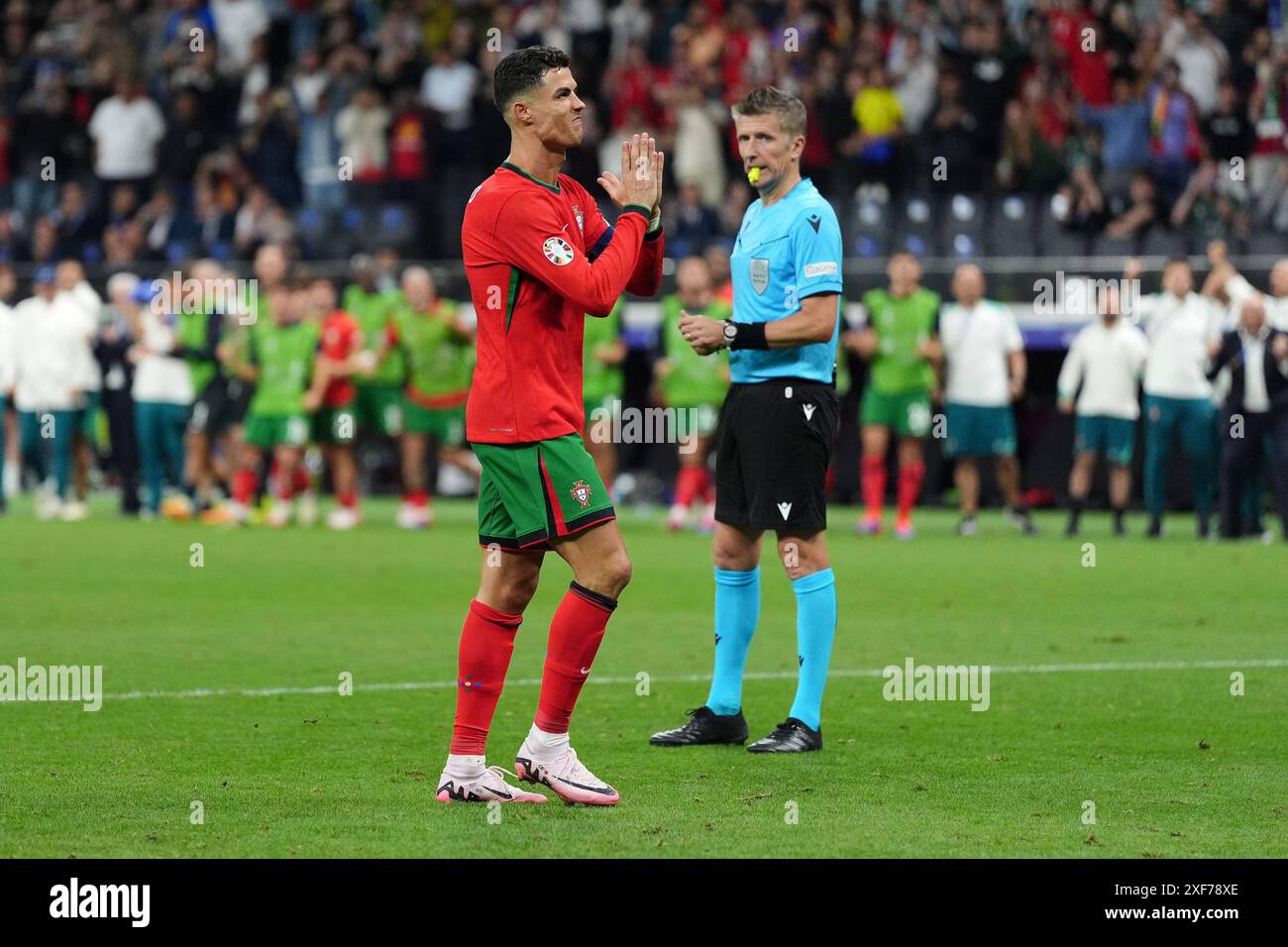 Der Portugiese Cristiano Ronaldo feiert das Elfmeterschießen während ...
