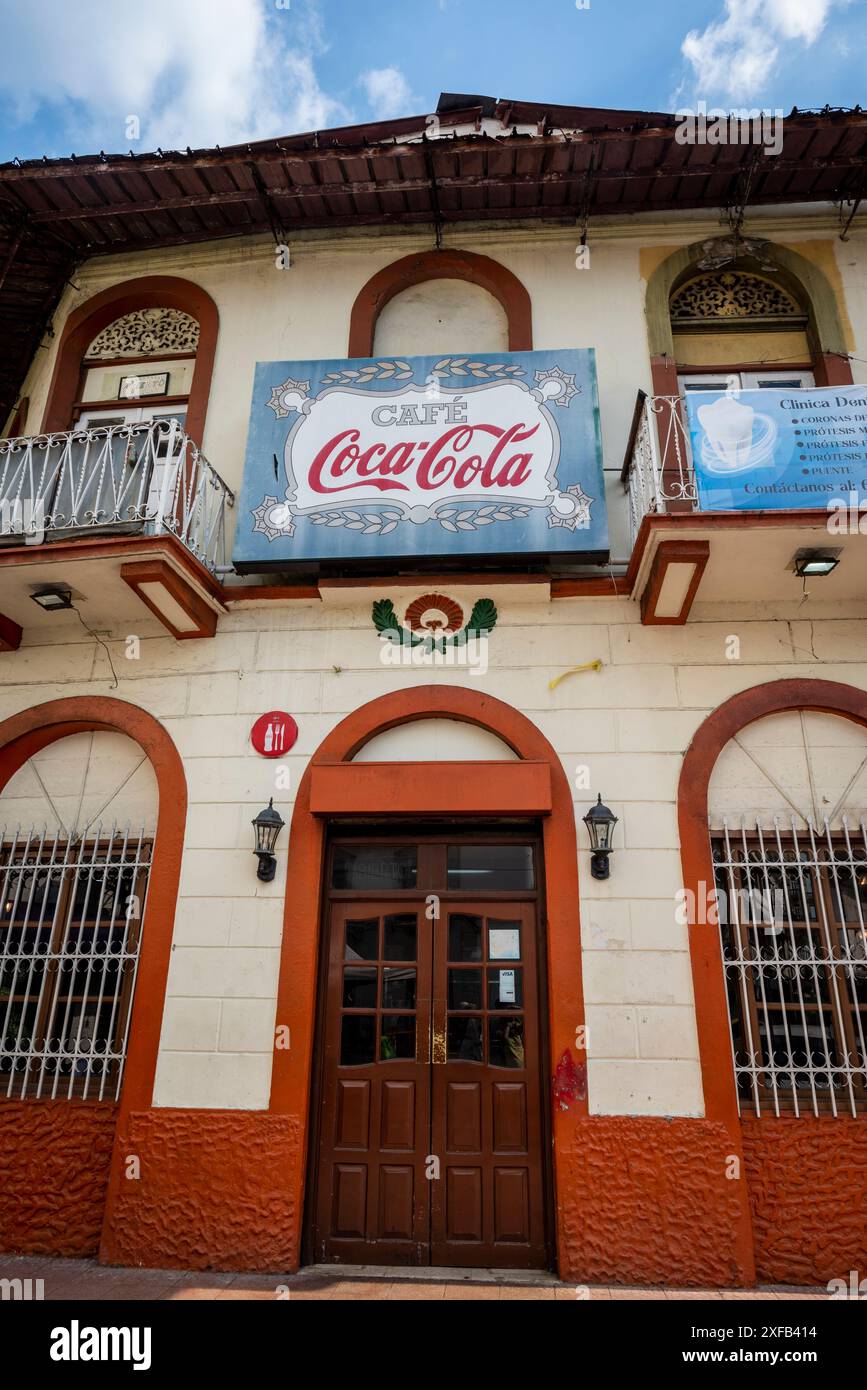 Das Café Coca-Cola, das älteste Café in Panama City, wurde 1875 ...