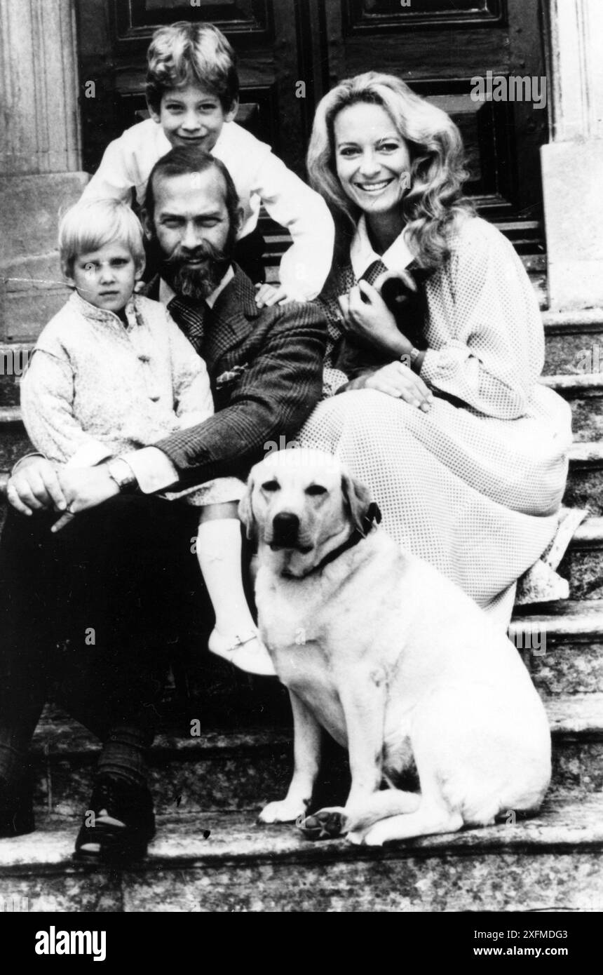 Lady gabriella marina orphelia -Fotos und -Bildmaterial in hoher Auflösung – Alamy