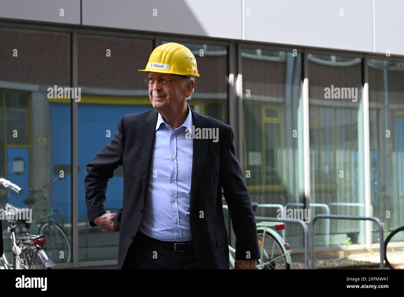 Papenburg, Deutschland. Juli 2024. Bernard Meyer, Eigentümer der Meyer Werft, steht auf dem ...