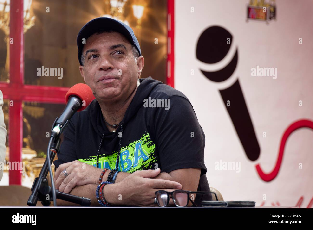 Villejuif, Frankreich. Juli 2024. Die Sänger und Radio-TV-Moderatoren ...