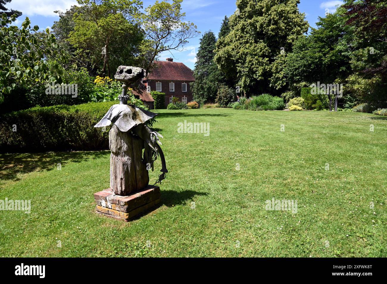 Farleys House und sein Skulpturengarten das Sussex-Dorf Chiddingly ...