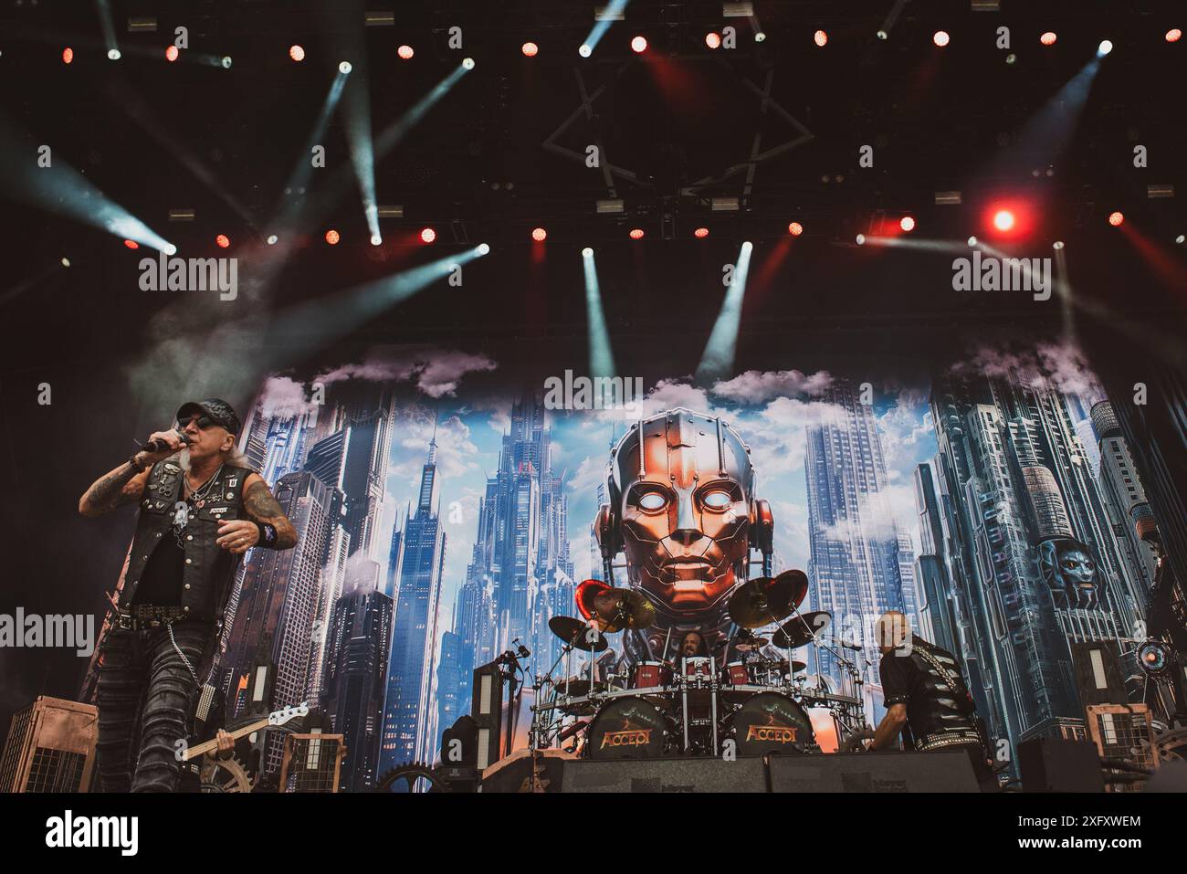 Die deutsche Heavy-Metal-Band ACCEPT trat beim dänischen Copenhell-Festival 2024 auf. Anrede ...