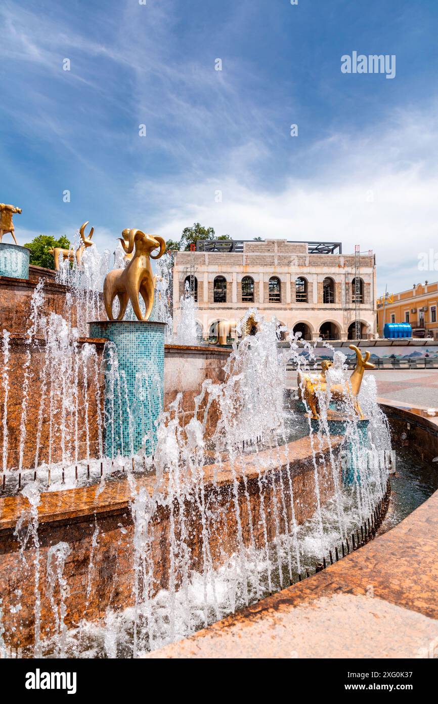 Kutaisi, Georgien - 15. Juni 2024: Kolchis oder Kolkha-Brunnen mit ...