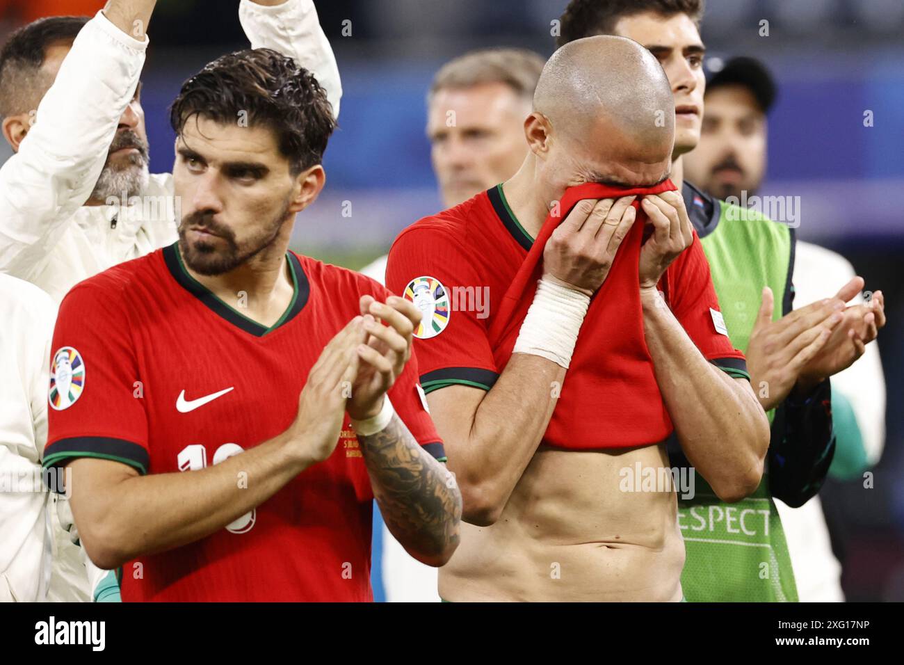 Volkspark stadion -Fotos und -Bildmaterial in hoher Auflösung – Alamy