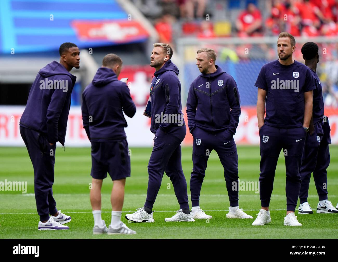 (Von links nach rechts) Englands Ezri Konsa, Kieran Trippier Luke Shaw ...