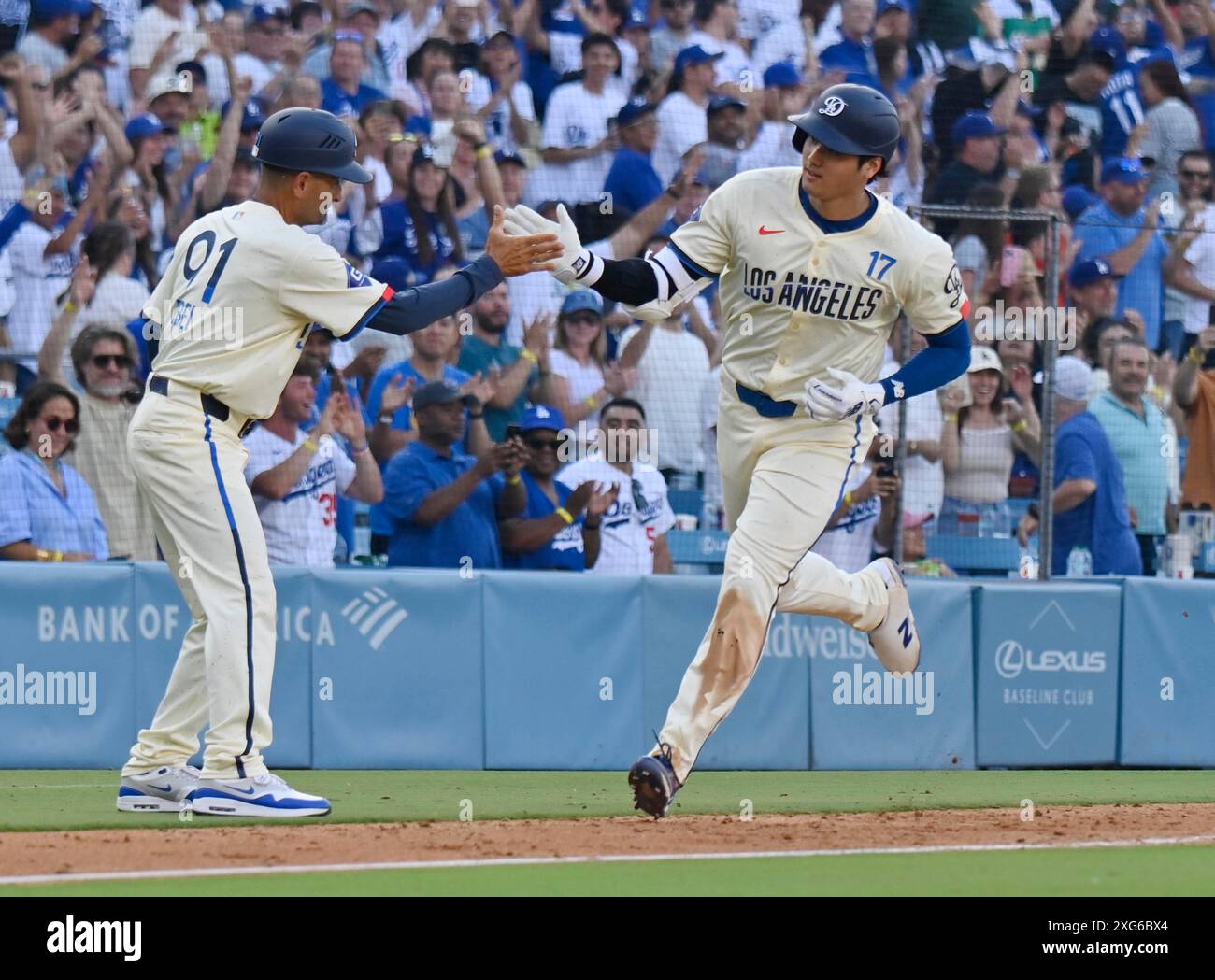 Los Angeles, Usa. Juli 2024. Los Angeles Dodgers Shohei Ohtani feiert ...