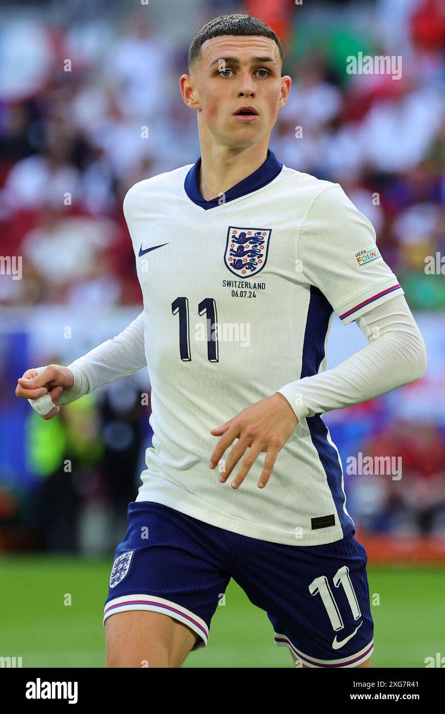 Phil Foden aus England während des Viertelfinalspiels der Euro 2024 ...