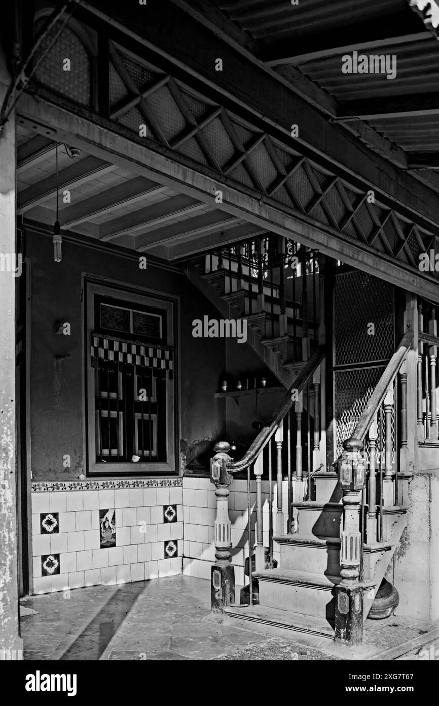 01 04 2009 Vintage Old Black and White Imege Architektur Heritage altes ...