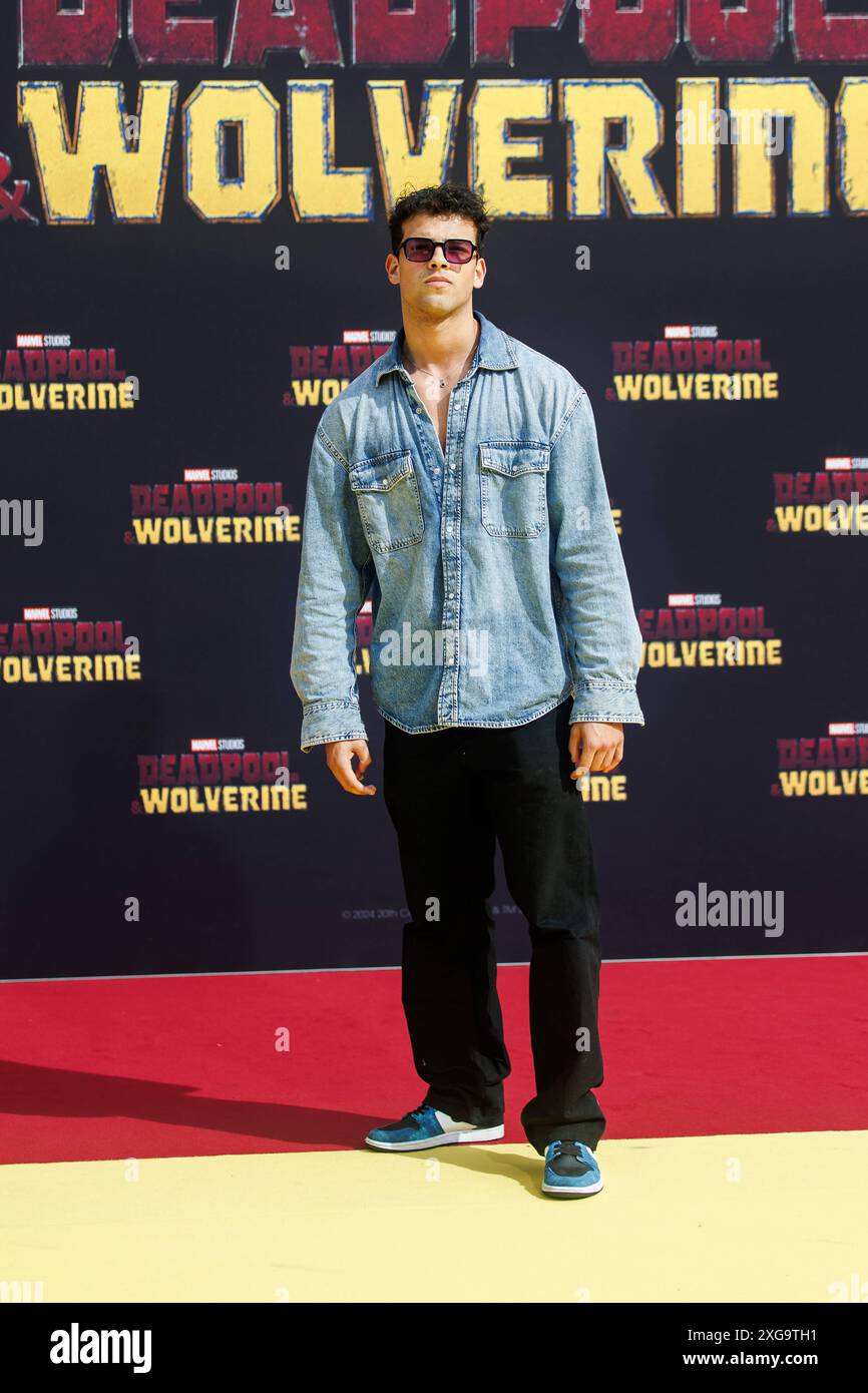 Fan Event - Deadpool & Wolverine Ilyes Raoul Moutaoukkil beim Fan Event ...