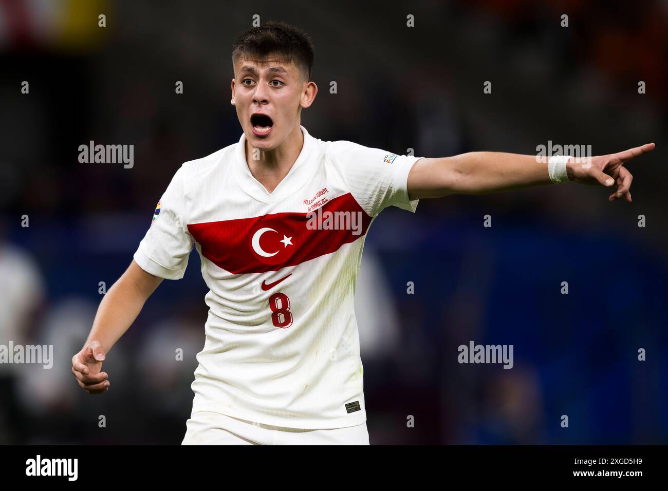 Berlin, Deutschland. 6. Juli 2024. Arda Guler von Turkiye gibt Gesten ...