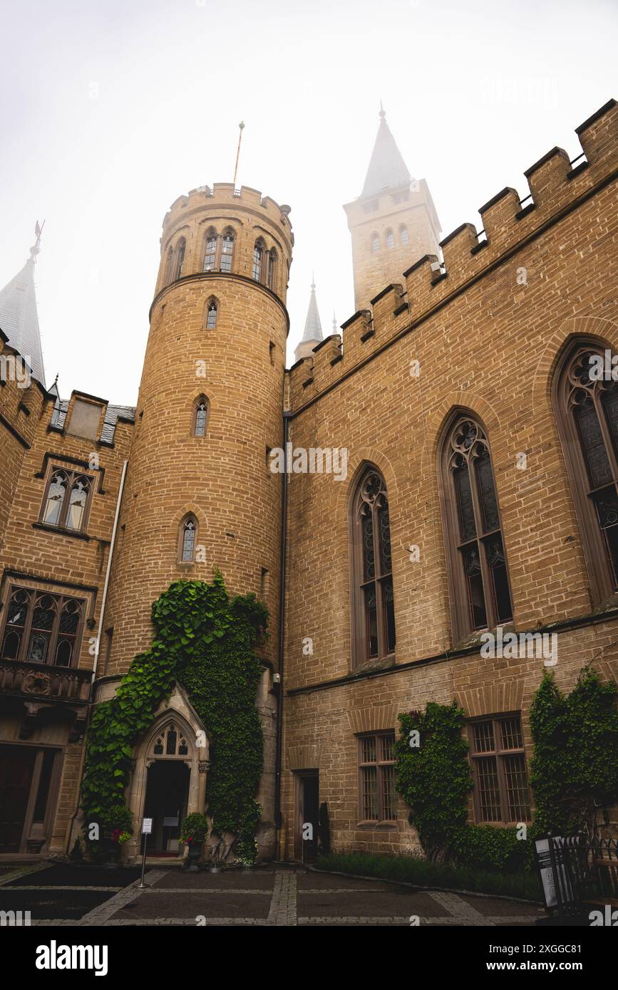 Hohenzollern, Schloss Hohenzollern, Schloss, Hügel, Mauern, Mauer ...