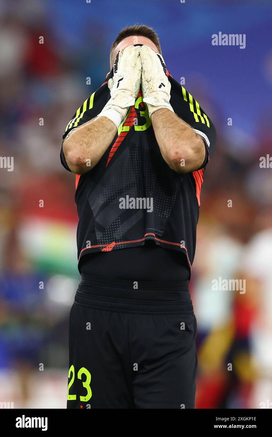 München, Deutschland. Juli 2024. Unai Simon von Spanien reagiert in ...
