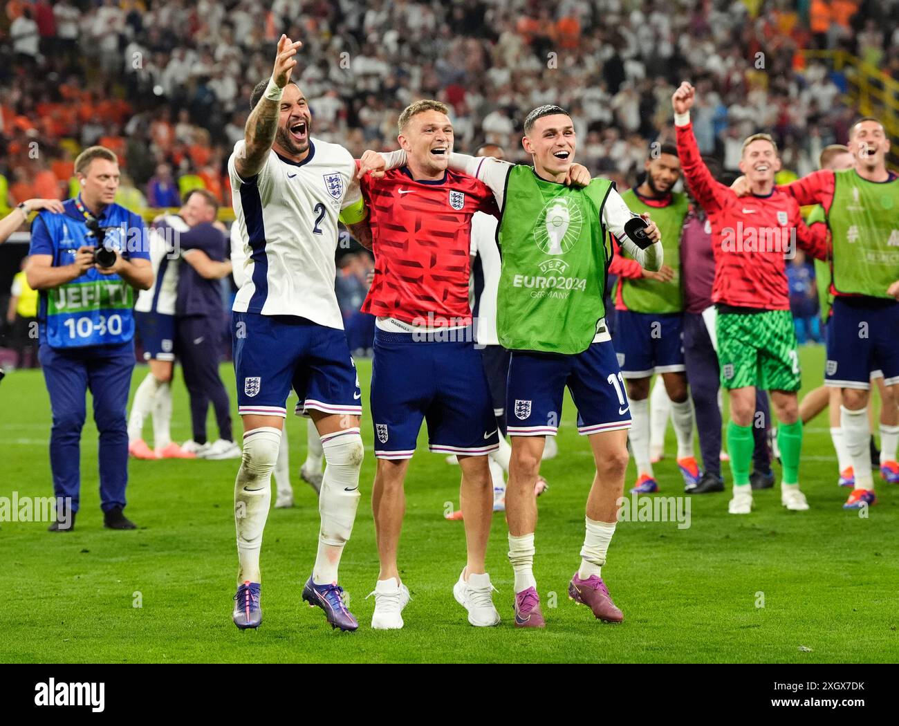 (Von links nach rechts) Englands Kyle Walker, Kieran Trippier und Phil ...