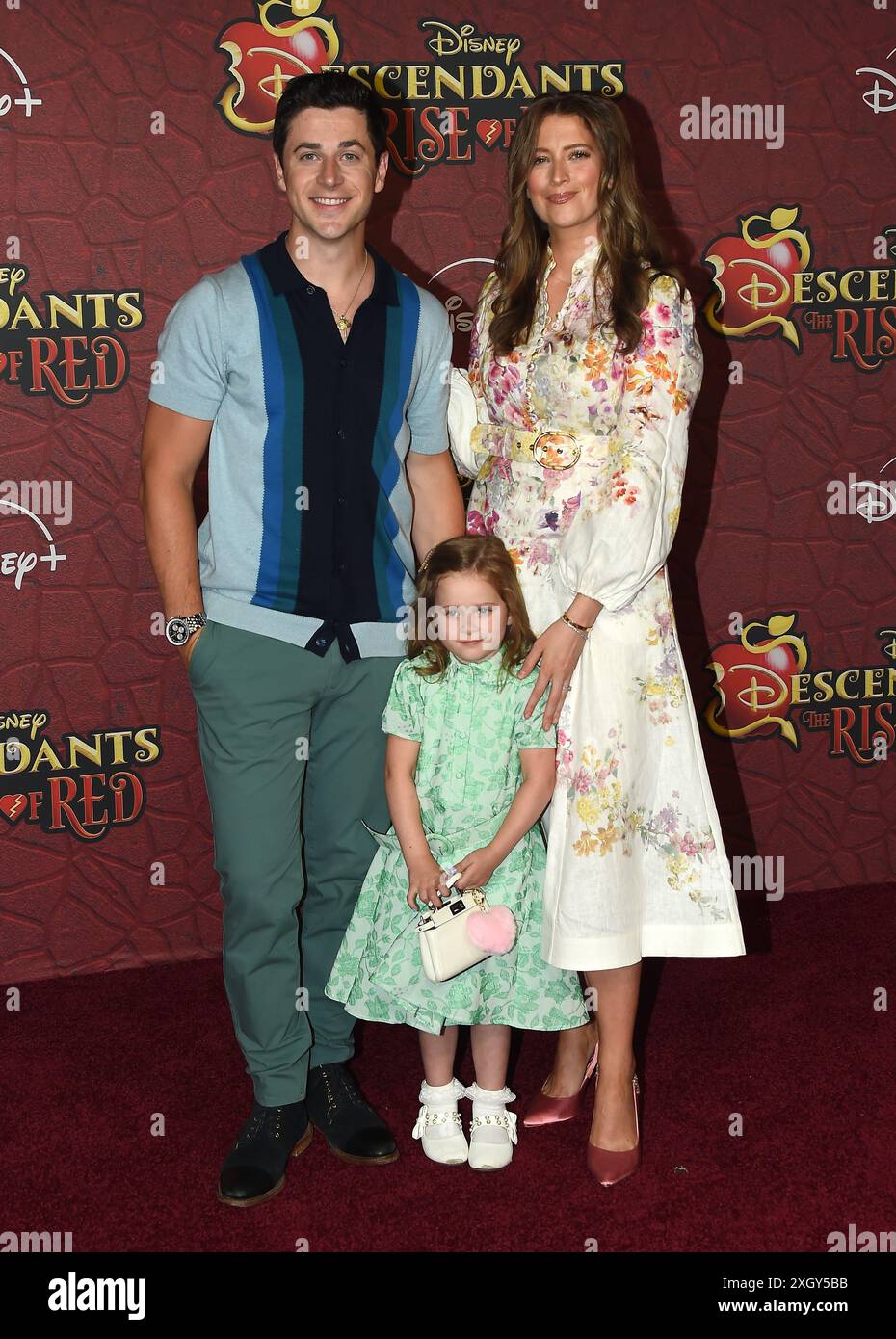 Burbank, USA. Juli 2024. David Henrie, Maria Cahill und Pia Henrie ...