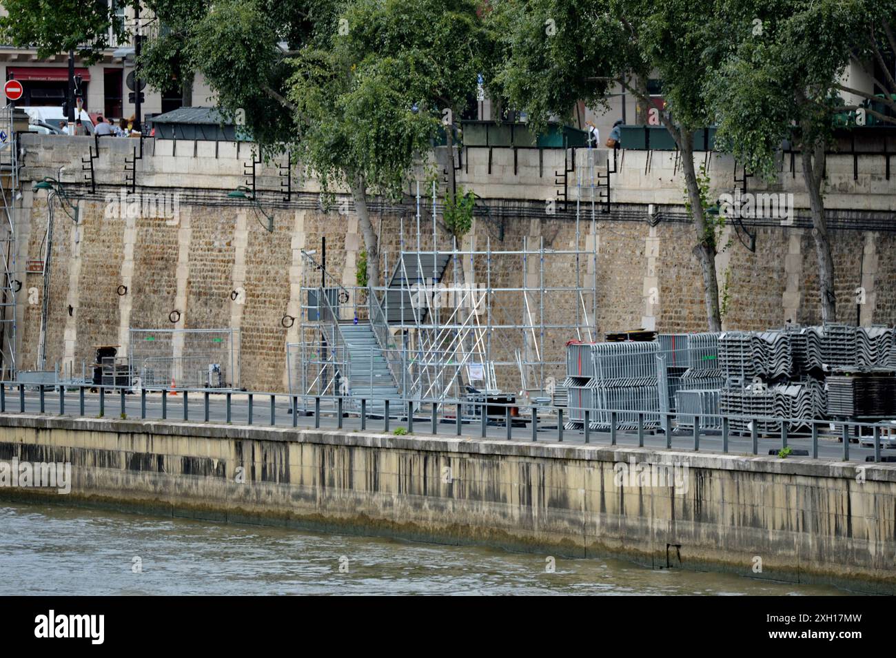 Illustration der Vorbereitungen und Baustellen zur Vorbereitung der ...