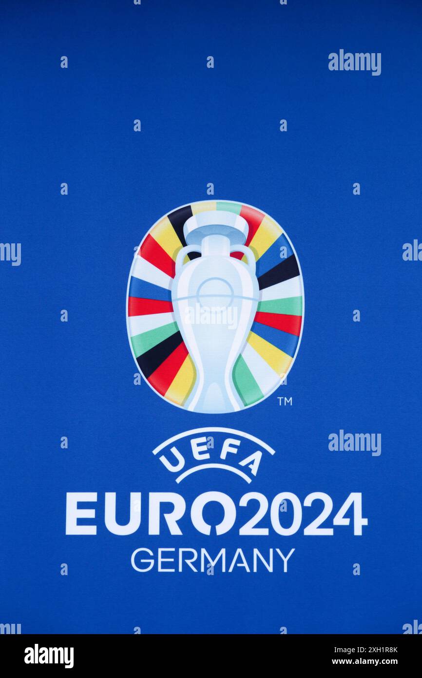 Odder, Dänemark - 29. März 2024: Logo der Fußball-Europameisterschaft ...