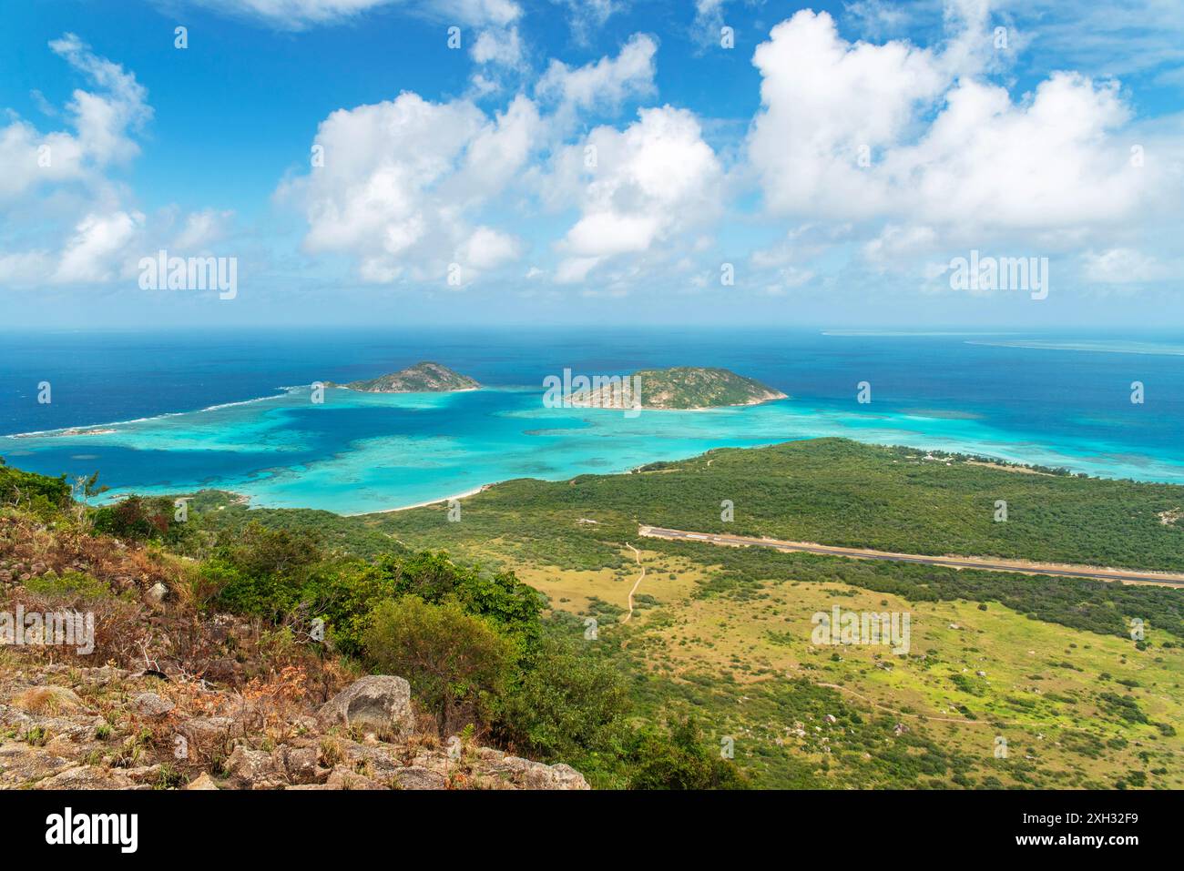 Spektakuläre Aussicht auf die Korallenriffe von Cooks Look auf Lizard ...