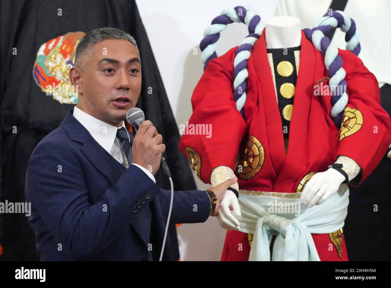 Japanese Kabuki actor Danjuro Ichikawa speaks during an interview ...