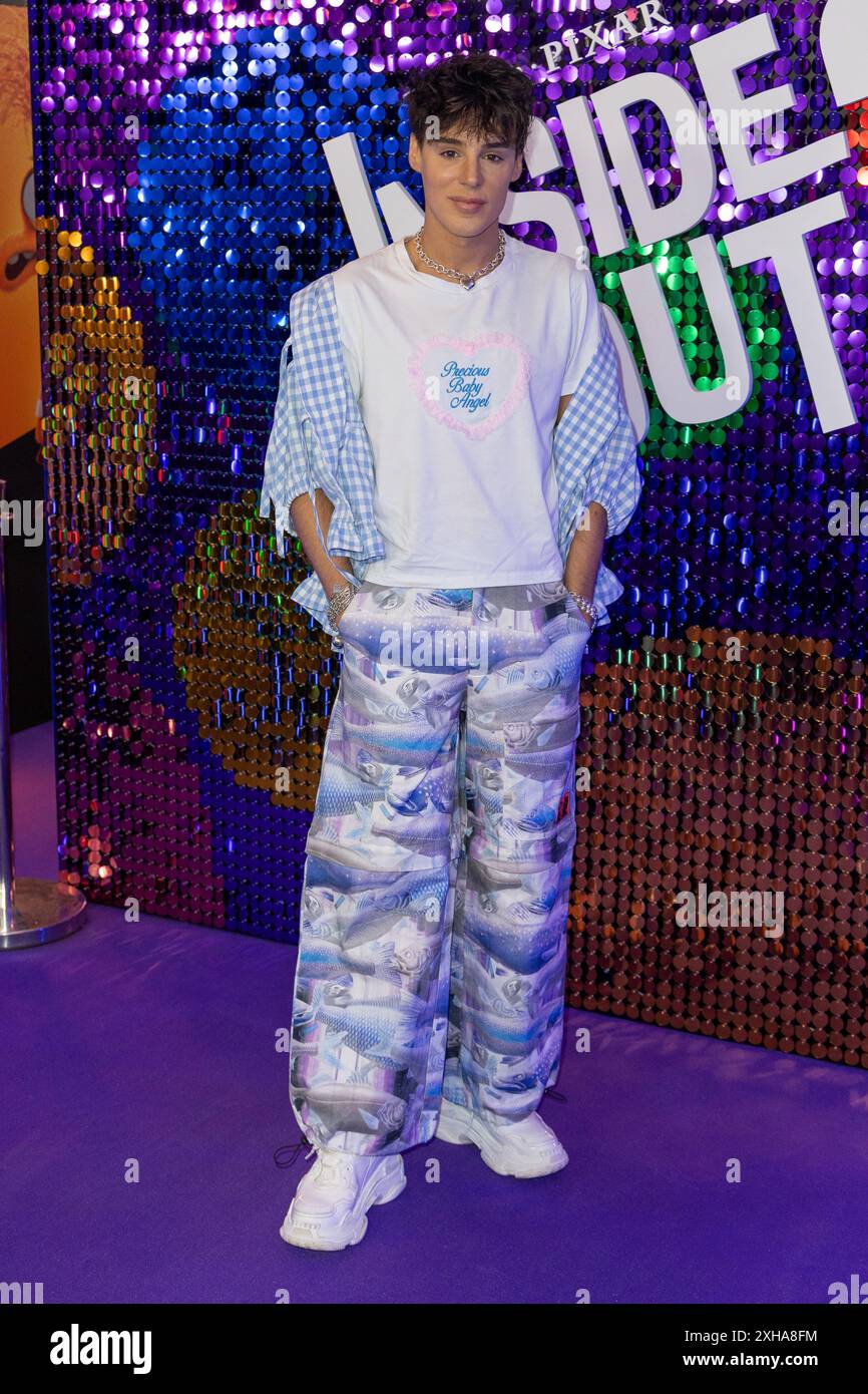 Promis nehmen an der Inside Out 2 Gala Screening am Odeon Luxe ...