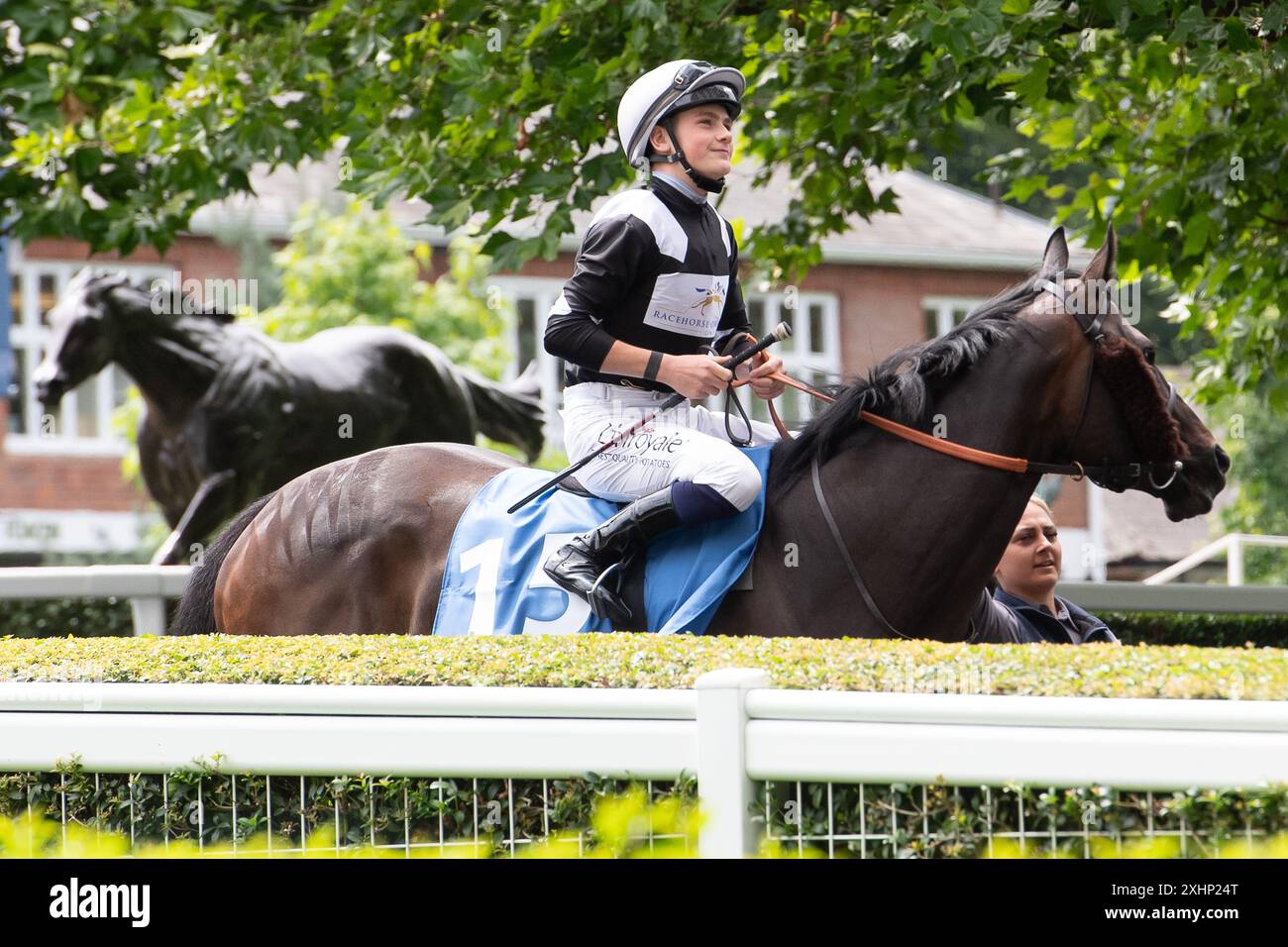 Ascot, Berkshire, Großbritannien. Juli 2024. Das Pferd Jumbeau, das von ...