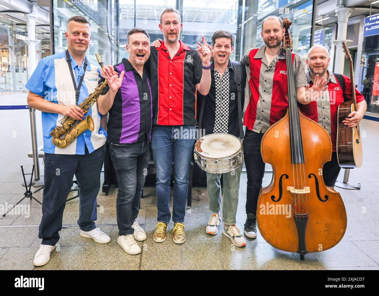 London, 17. Juli 2024. „Britain's Funniest Band“, die Horne-Sektion ...