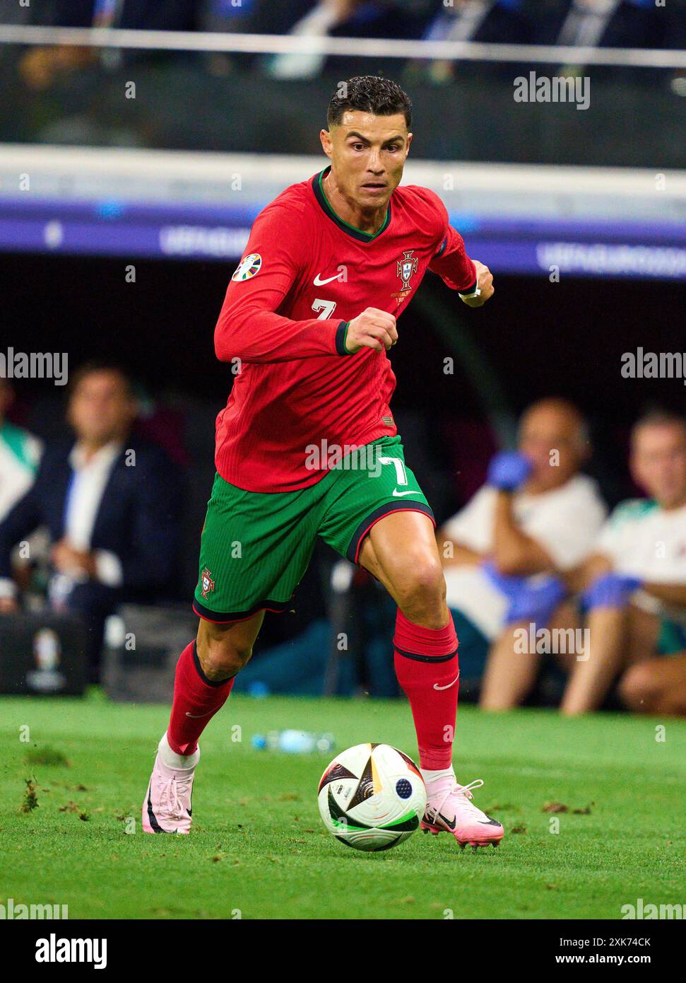 Cristiano RONALDO, Por 7 im Best of 16 Spiel PORTUGAL - SLOWENIEN 3-0 N ...
