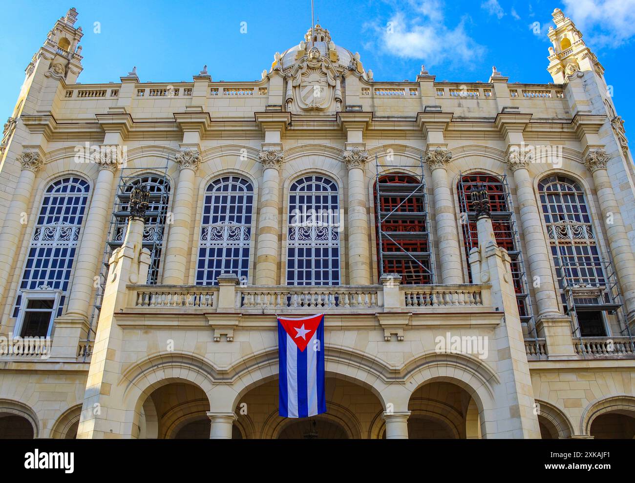 Cubana bandera -Fotos und -Bildmaterial in hoher Auflösung – Alamy