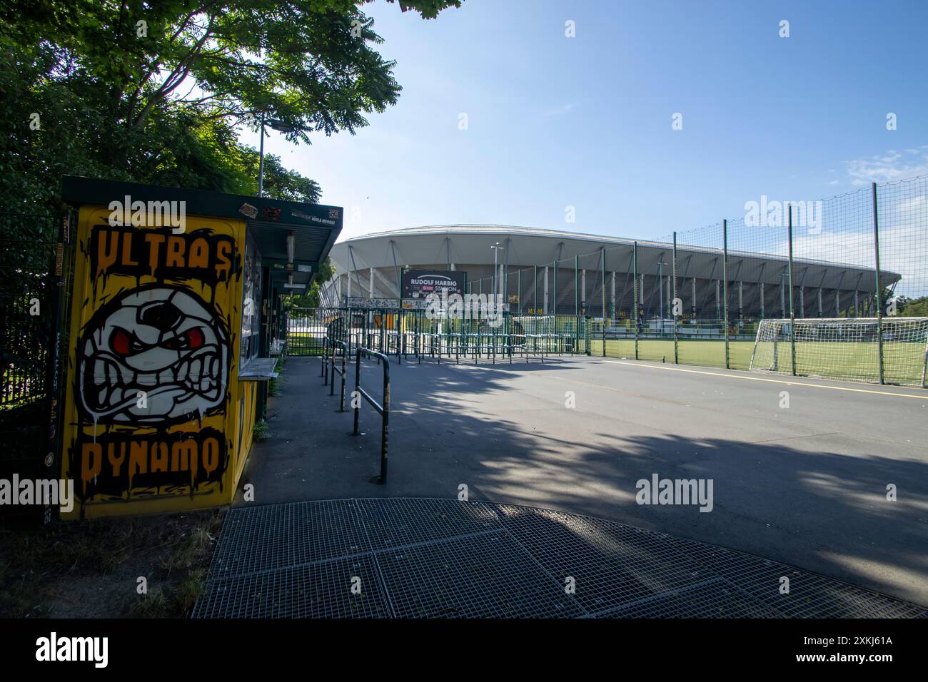Dynamo dresden -Fotos und -Bildmaterial in hoher Auflösung – Alamy