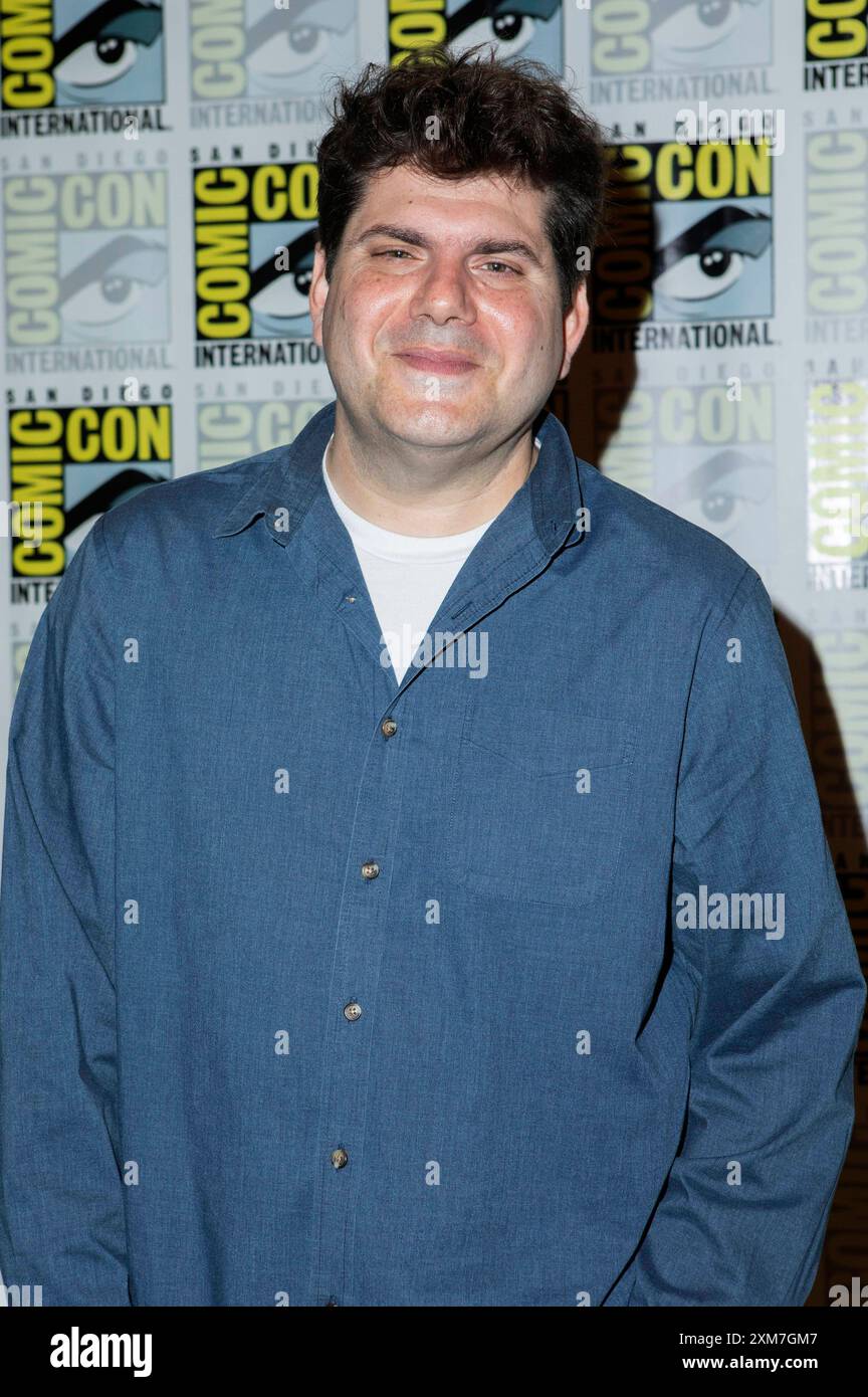 Dan Shotz beim Photocall zur Disney Serie Percy Jackson and the ...